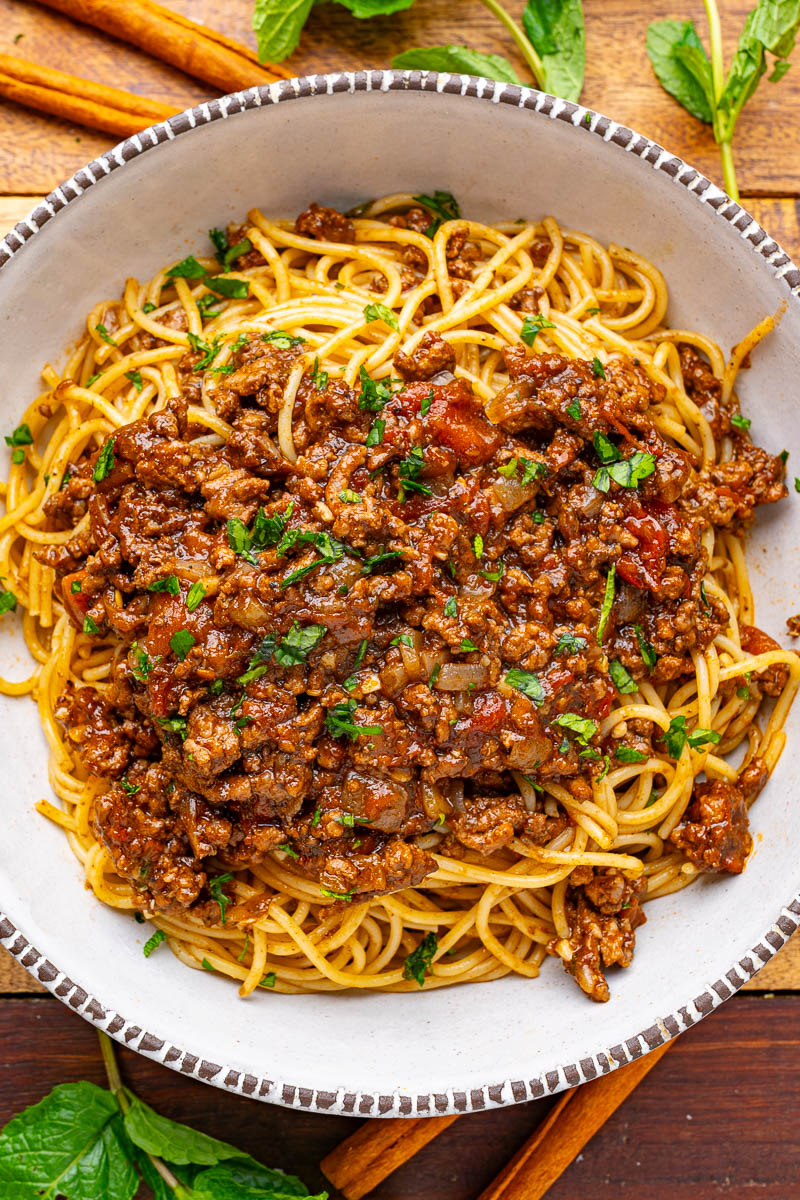 Spaghetti po grecku (Makaronia Me Kima) - Saveurs & Créations